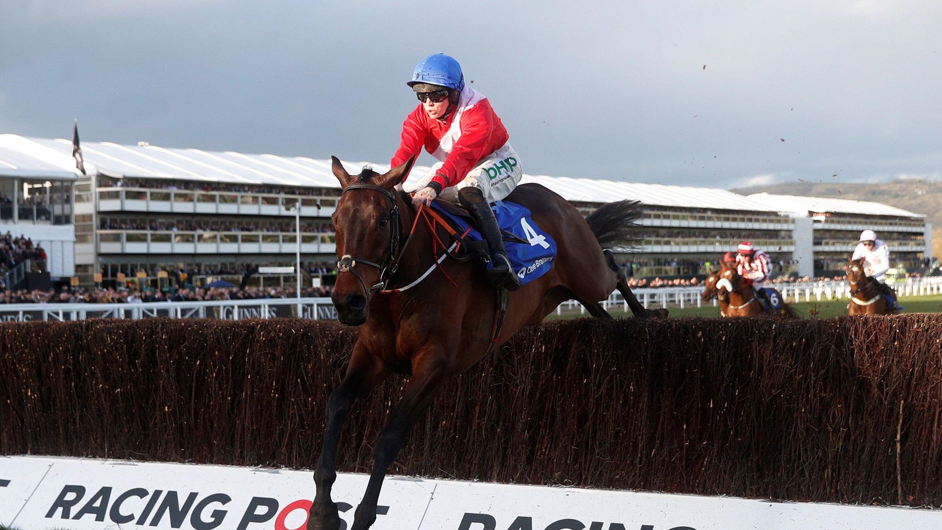 De Bromhead makes history as A Plus Tard romps to Haydock win | LiveScore